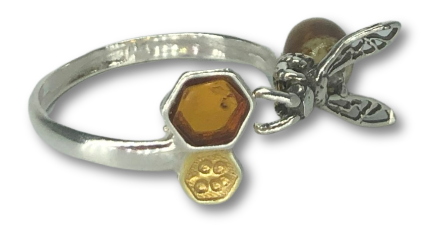 Amber Small Wasp Ring – The Science Museum of Minnesota